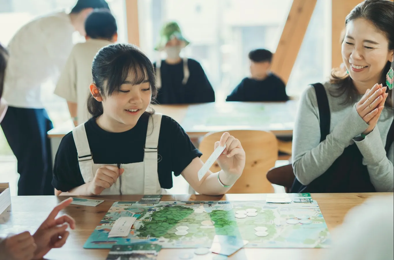 親子でチャレンジ FOREST BALANCE GAME！！ - eTREE